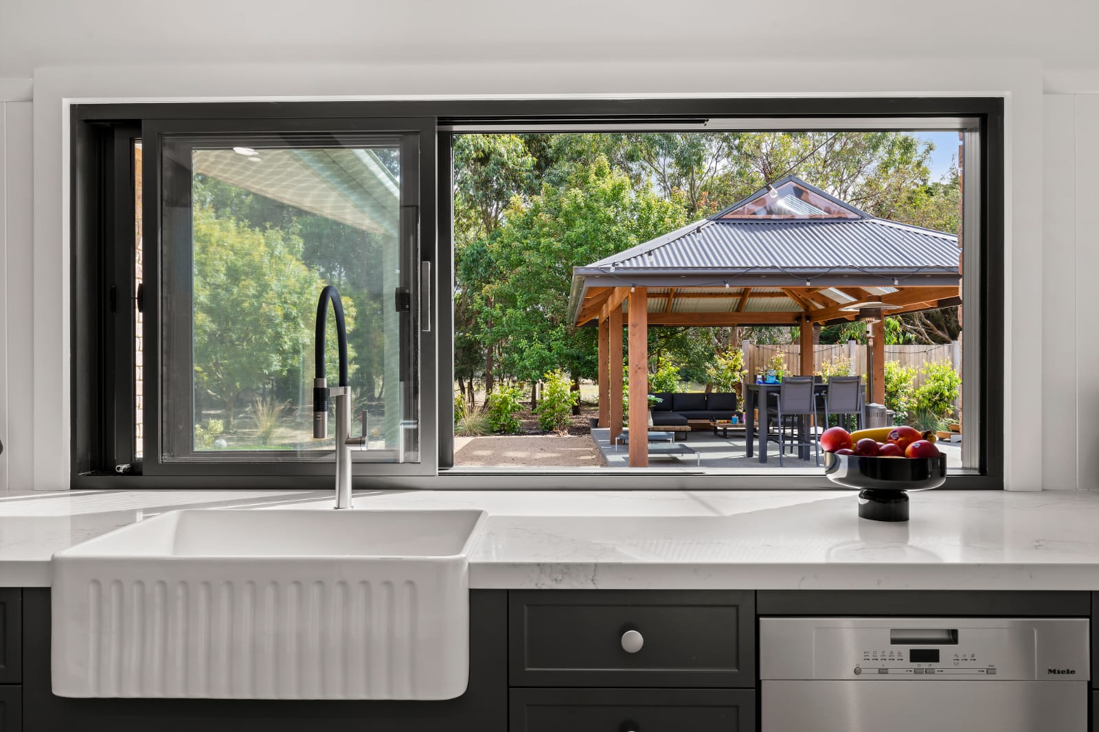 Alumiere Premium Sliding and Stacker Windows - Stegbar