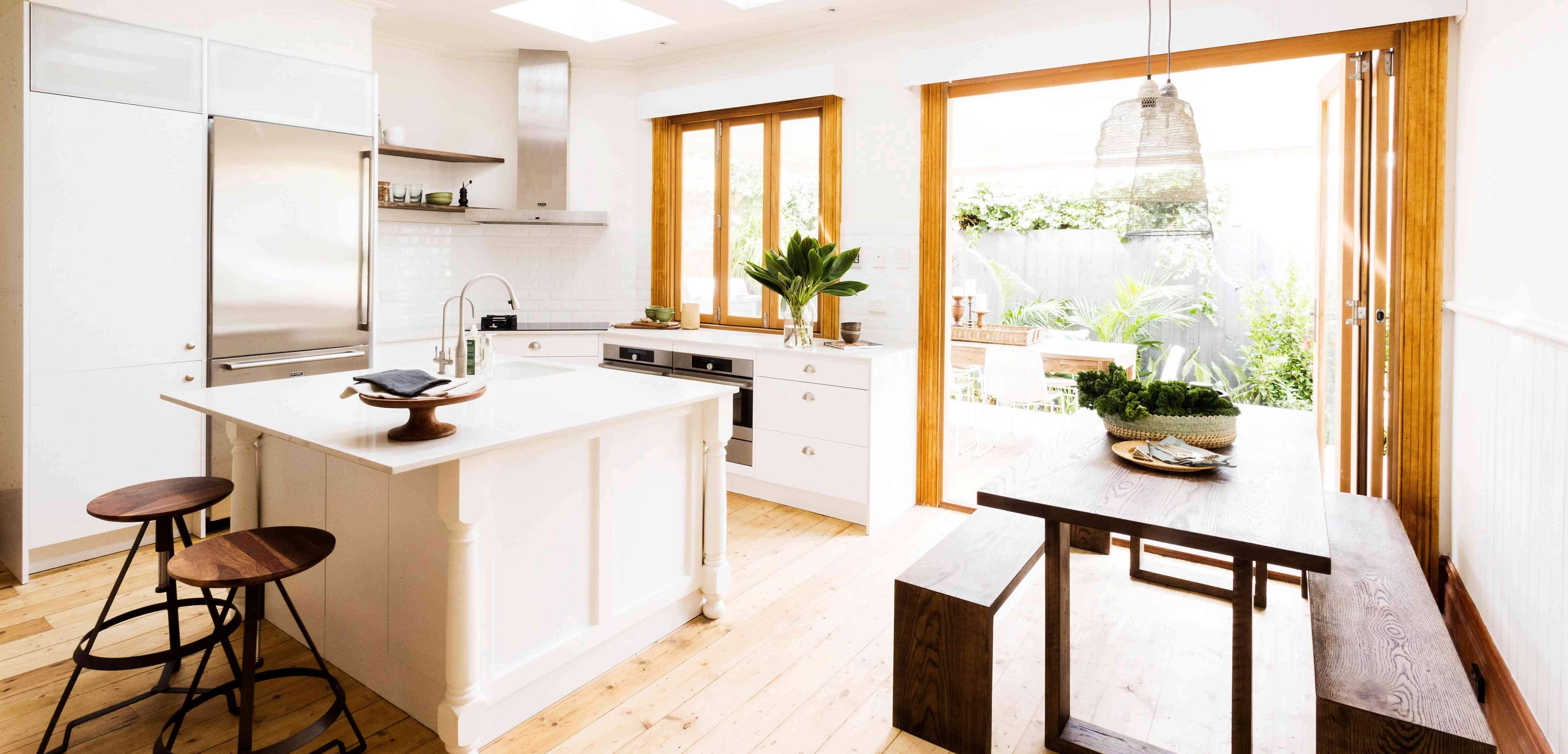 Why choose timber windows & doors? - Stegbar